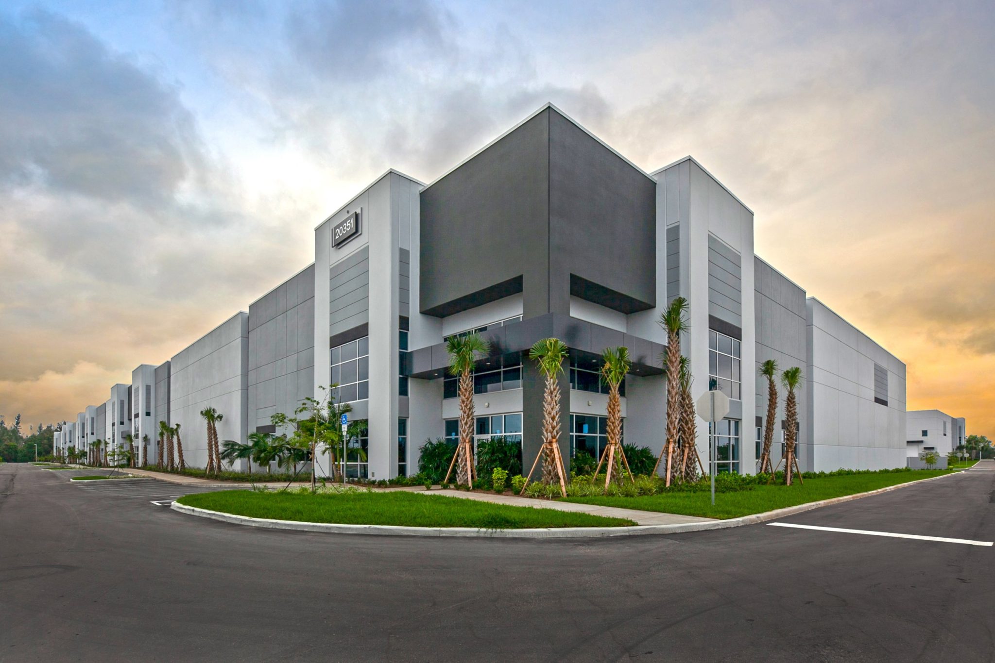 South Florida Distribution Center – Hernandez Construction & Development